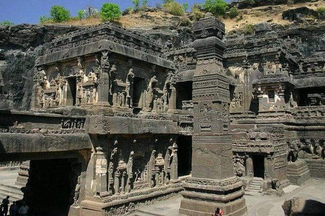 Private Tour: 2-Day Quick Tour of Ajanta & Ellora Caves from Pune - Authentic Experiences and Tips