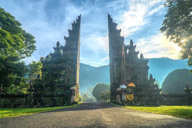 Private Tour Bedugul and Tanah Lot Temple incl Ticket - Why This Tour Offers Good Value