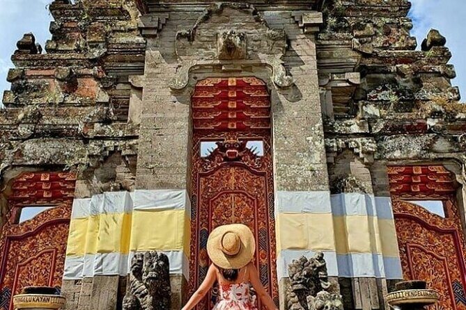 Private tour, discover the beauty of bali - Practical Aspects: Transportation, Guides, and Comfort