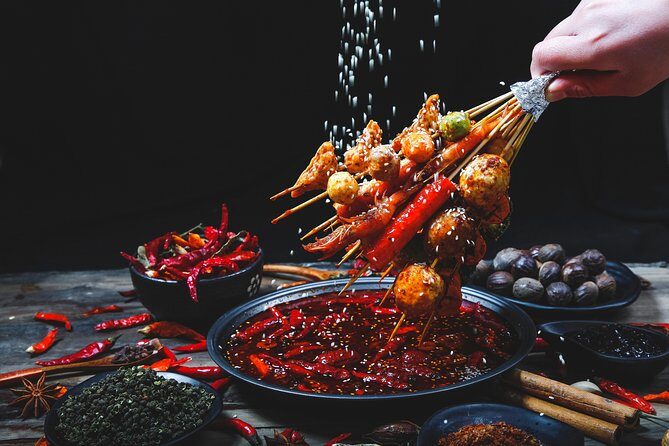 Private Tour: Experience Precious Ear Treatment,Dinner with Face-changing Show - Value and Practical Considerations