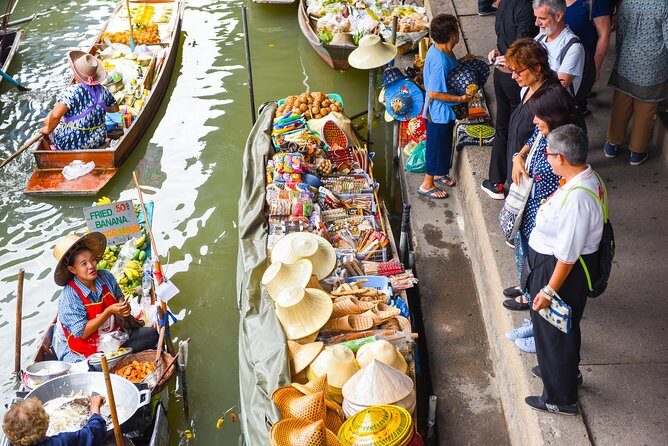 Private Tour: Floating Markets of Damnoen Saduak Cruise Day Trip from Bangkok - How Does It Compare to Other Tours?