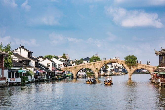 Private Tour: Half-Day Shanghai Zhujiajiao Water Town Including Boat Ride - Itinerary Breakdown: What to Expect