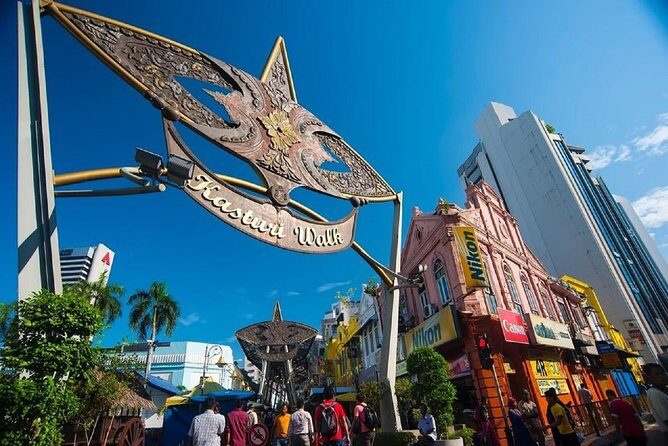 Private Tour: Half-Day Shopping and Market Exploration in Kuala Lumpur - What the Tour Includes and What It Doesn’t