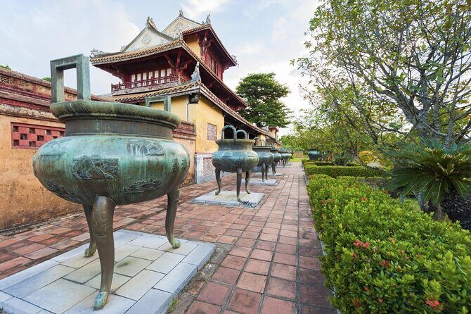 Private Tour: Hue Imperial City and Tinh Tam Lake by Cyclo - Introduction