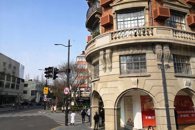 Private Tour of Shanghai Museum Former French Concession and shanghai Tower - In Summary