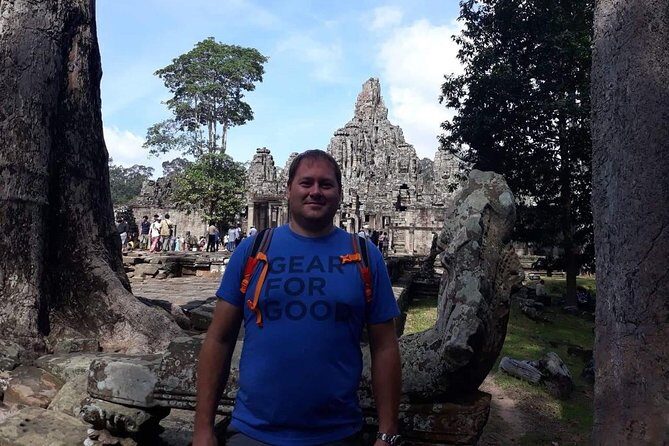 Private Tour: Siem Reap Full Day Tour With Angkor Wat Banteay Srei Bayon Temple and Ta Prohm - Key Points