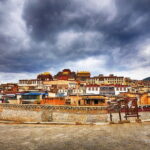 Private tour Songzanlin Monastry & Tibetan lunch from Zhongdian - The Scenic Meadow and Hiking