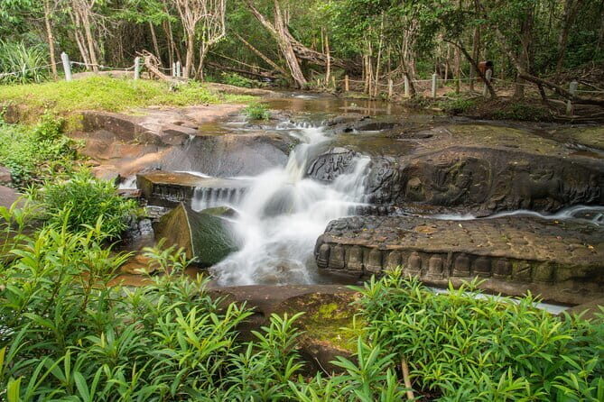 Private Tour to Kulen Waterfall and 1000 Lingas from Siem Reap - Exploring the Itinerary in Detail