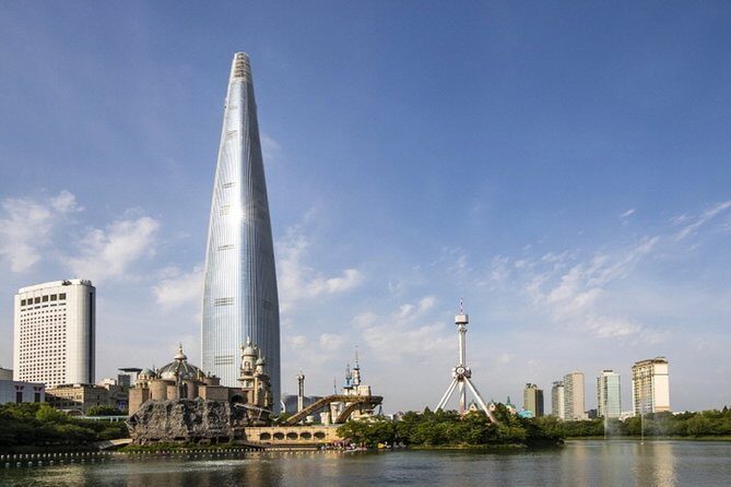 Private Tour to Lotte Tower, Aquarium and Lotte world Theme park - Who Will Love This Tour