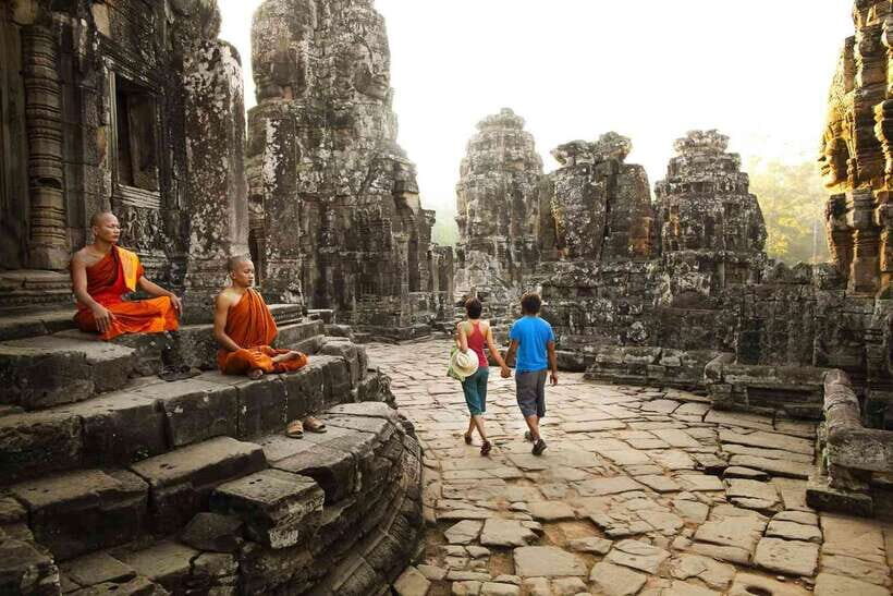 Private Tours Angkor wat, Thom and Small group temple - The Practicalities: How the Day Unfolds