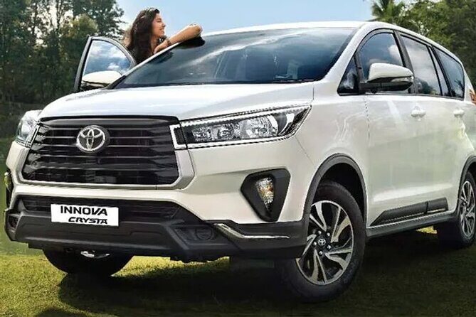 Private Transfer Agra To Jaipur Via Fatehpur sikri. - The Drive to Jaipur: Scenic and Stress-Free