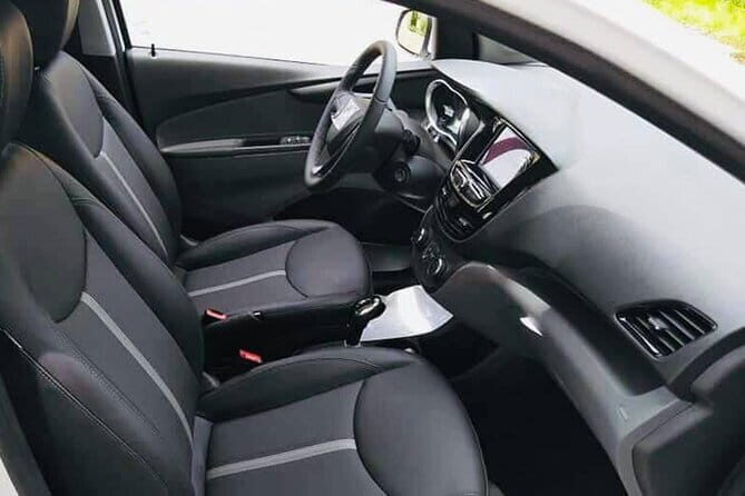 Private Transfer from Cam Ranh Airport to Nha Trang City Center - The Value of Personalized Service and Connectivity