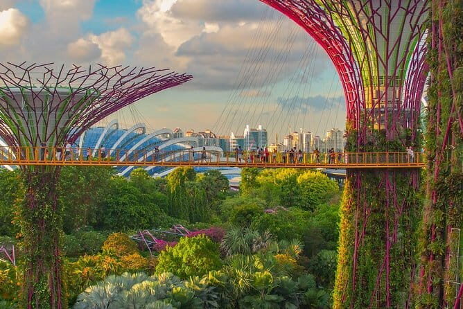 Private Transfer from Kuala Lumpur to Singapore with 2h of Sightseeing - Experience Overview: The Journey from Kuala Lumpur to Singapore