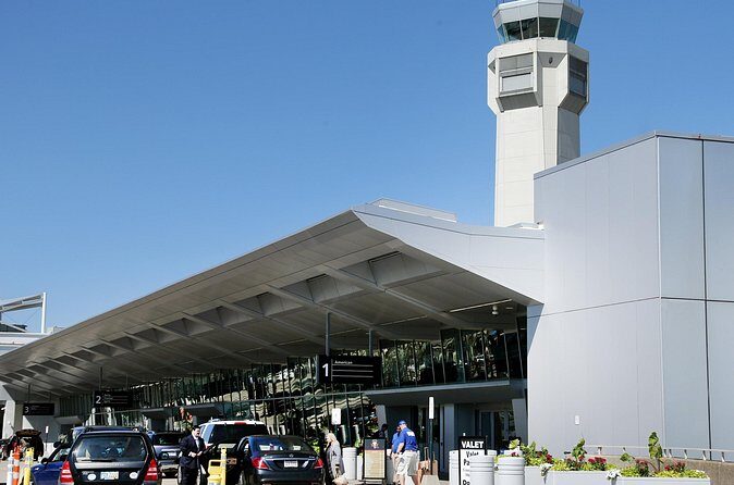 Private Transfer from or to Cleveland Airport (CLE) - Who should consider this service?