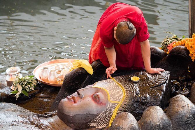 Private Trip: Kathmandu Durbar Square and Swayambhunath Stupa - Exploring Kathmandu Durbar Square: History and Architecture