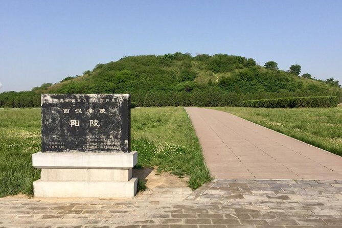Private Xi'an Hanyangling And Small Goose Tower Day Tour - Practical Details and Value