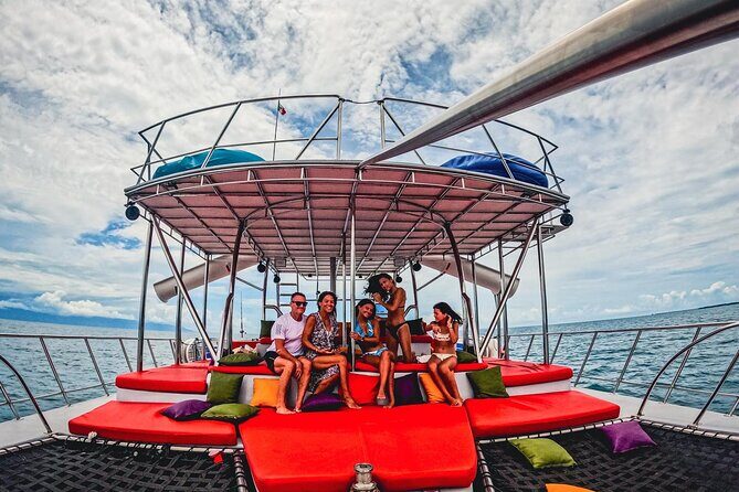 Private Yacht Charter ChicaFUN 3 Waterslides All Inclusive - Practical Details and What to Expect