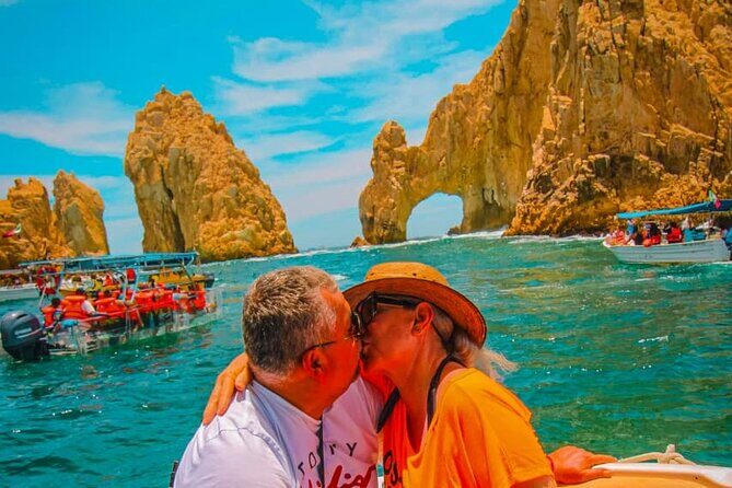 Private Yacht in Los Cabos | 10 PAX & 3 HRS - What’s Included—and What’s Not