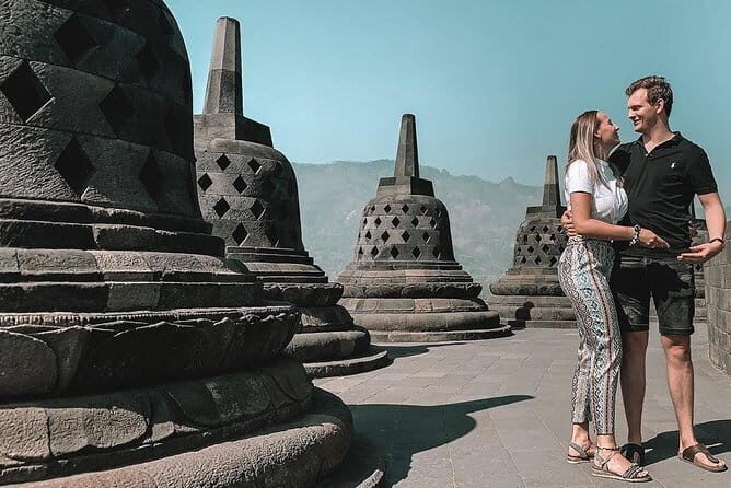 Private Yogyakarta 4 Temple Tour with English/Italia/French Guide - The Temples of Yogyakarta: An Unmissable Journey