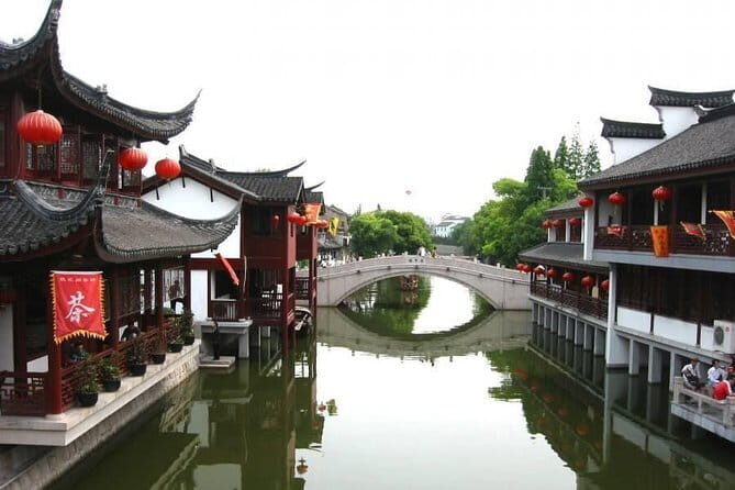 PrivateShanghai Layover Tour to Qibao Water Town&City Tour Option - Why This Tour Adds Value