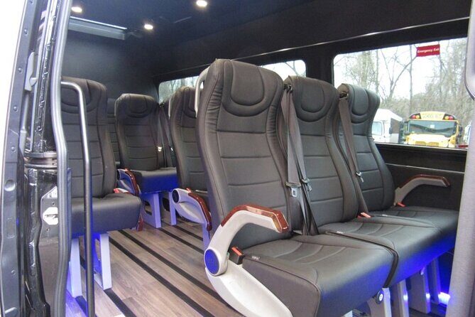 Roberts Transportation Luxury shuttle and sightseeing tour - FAQs