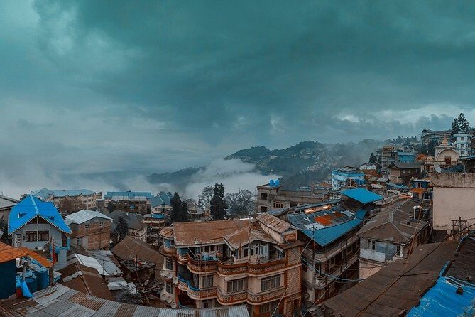 Romantic tour in Darjeeling - The Balance of Highlights and Considerations