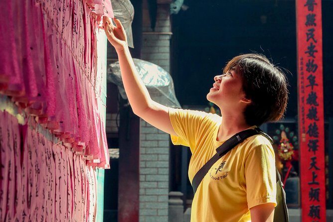 Saigon Backstreets City Tour on Scooter including Food - The Most Important Points at a Glance