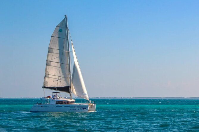 Sail to Paradise Catamaran Tour with Snorkel and Beach Club - The Itinerary: From Sailing to Relaxing