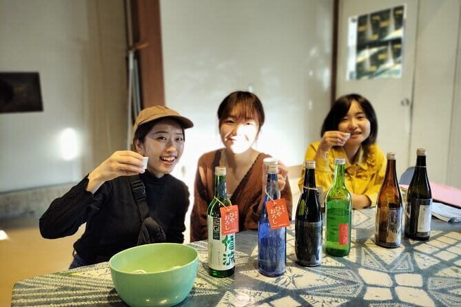 Sake and Stroll: A Deep Dive into Obuse's Brewing Heritage - Who Should Consider This Tour?