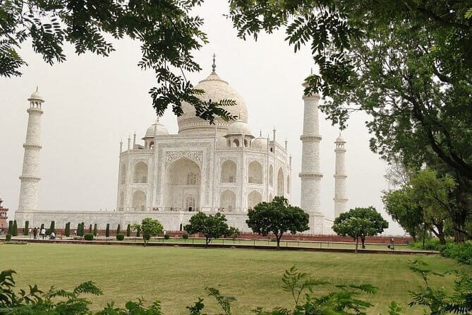 Same Day Agra and Fatehpur Sikri Tour By Train from Delhi - Transportation and Practicalities