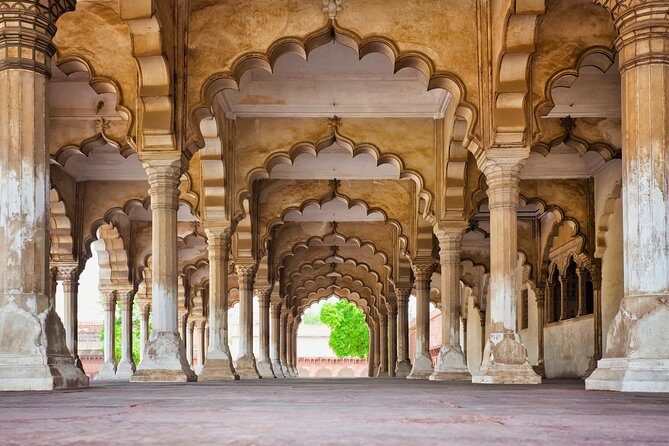 Same Day Agra Drive Tour - The Highlight: Agra Fort