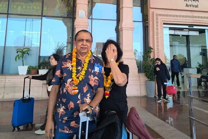 Same day Ayodhya tour from Varanasi - Why This Tour Offers Great Value