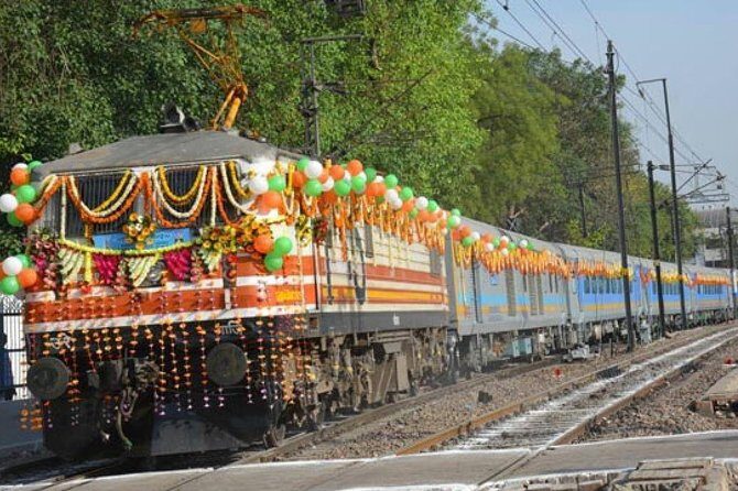 Same day by Gatimaan Express -TAJ & FORT - Who Should Consider This Tour?