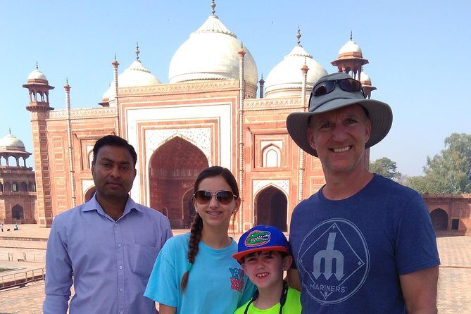 Same Day Luxury Taj Mahal, Fort & Baby Taj Tour from Delhi by Car - FAQ