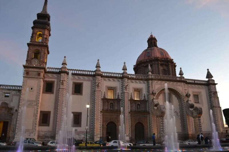Santiago de Querétaro: Private History Walking Tour - The Itinerary: A Walk Through Time