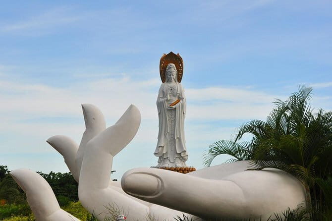 Sanya Half Day Private Tour of Nanshan Buddhism Culture Park - Who Is This Tour Best For?
