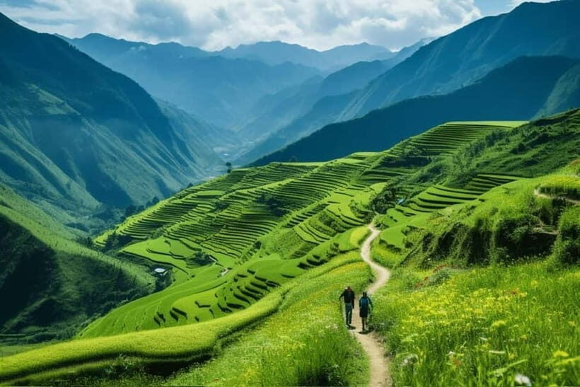 Sapa 3-Days: Trekking Cat Cat, Lao Chai & Silver Waterfall - Day 1: Trekking into the Heart of Sapa