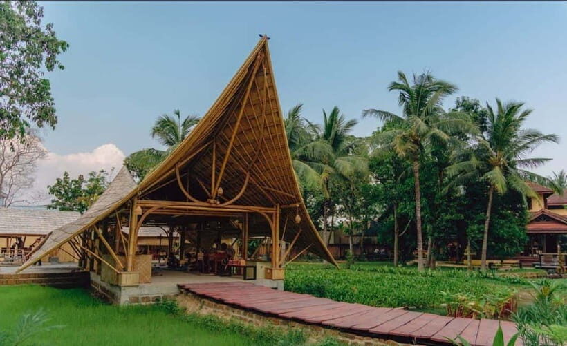 Satcha: Workshop Tour Guide with Lunch and Soft Drink - The Itinerary Breakdown