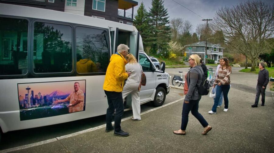 Seattle: City Highlights Tour - In-Depth Look at the Stops