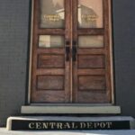 Self-Guided Bar Hunt: Swell Times in Scruffy City - Authentic Experiences and User Feedback