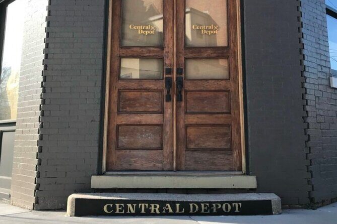 Self-Guided Bar Hunt: Swell Times in Scruffy City - Authentic Experiences and User Feedback