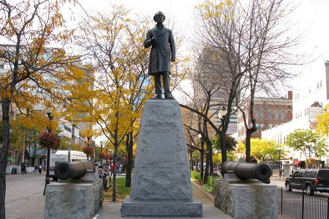 Self-Guided Scavenger Hunt: Hamilton Hopper! - The Sum Up