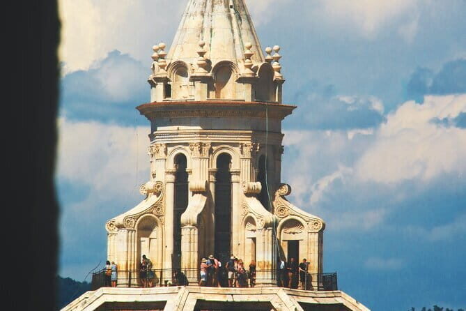 Semi private tour: Guided tour of the Cathedral and entrance to the Dome - What the Reviews Say