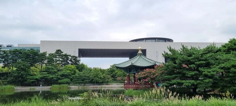 Seoul: Dance, Create & Dive In: "K POP Demon Hunters" Tour - A Detailed Exploration of the "K POP Demon Hunters" Tour