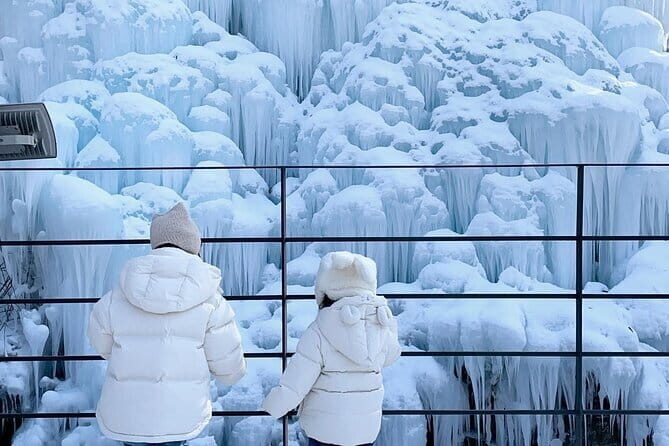 Seoul : Gamaksan & IceWall Cafe & Hanok Village & Jingwansa - Transportation & Guide