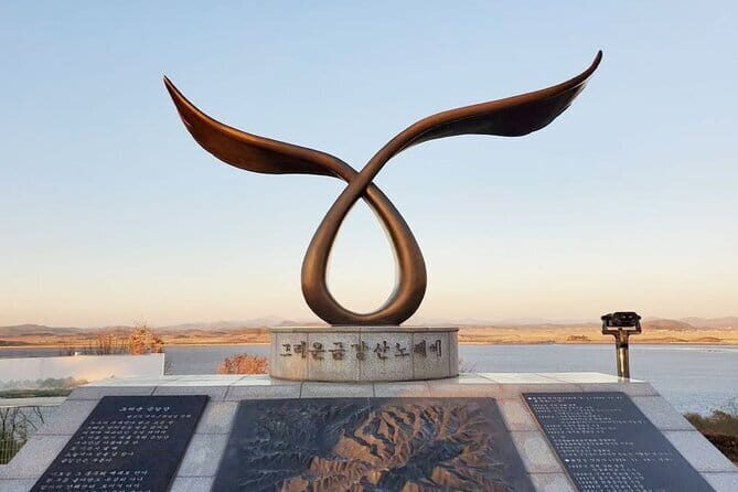 Seoul : Ganghwa DMZ + Traditional Market One Day Tour - The Itinerary in Detail