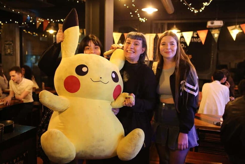 Seoul: LGBTQ+ Pub Crawl and Drag Show with Local Drag Queen - The Value of the Experience