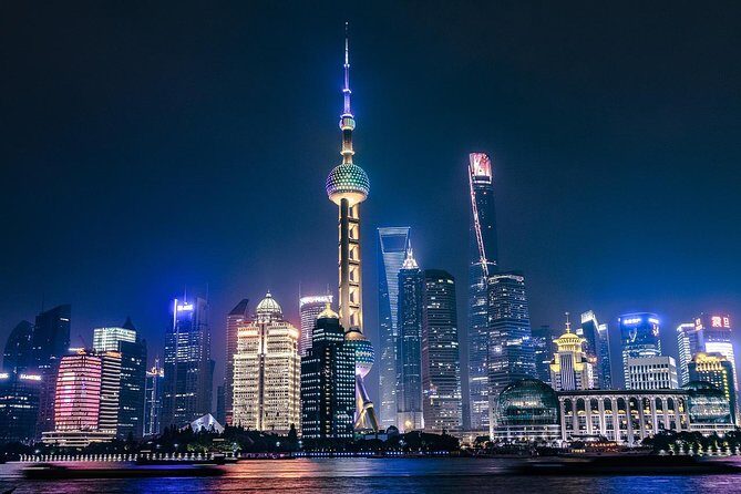 Shanghai Authentic Dinner and Night River Cruise with Rooftop Bar Hopping Option - Value for Money in a Crowded Market