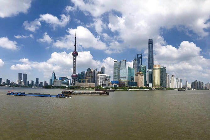 Shanghai Private Cultural Tour of Former French Concession and the Bund - Xintiandi: A Blend of Old and New