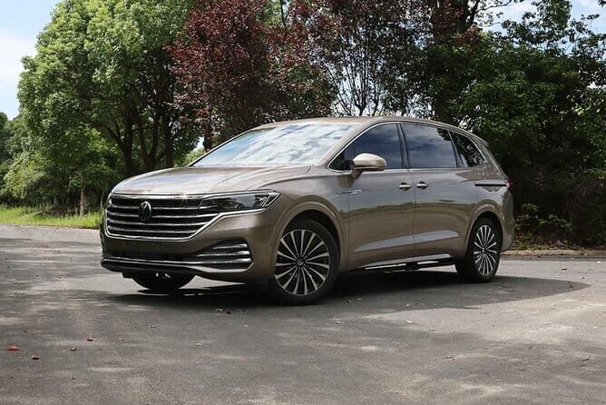 Shanghai Private Rental Car with English Driver - Detailed Breakdown of the Itinerary